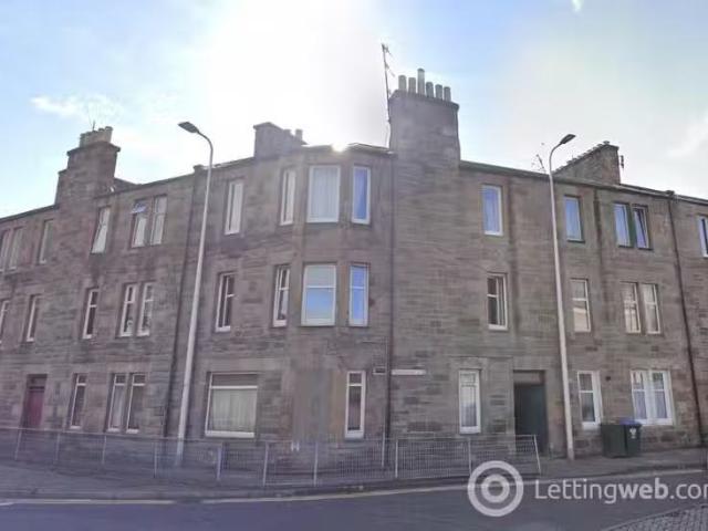 New 1 BR Property to rent in 1A Inchaffray Street, Perth, PH1.