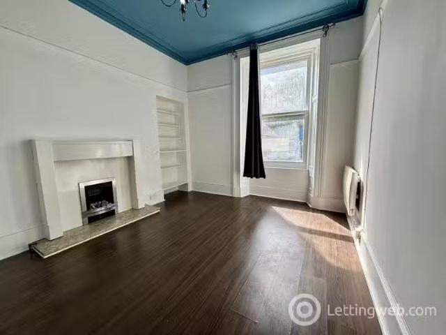 Cheap 1 BR Property to rent in 72 Skene Street, Aberdeen, AB10.