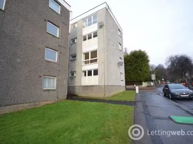 Cheap 1 BR Property to rent in Craigiebarn Road, Craigie, Dund.