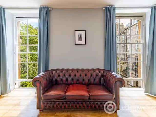 Nice 1 BR Property to rent in Boyd's Entry, Edinburgh, EH1