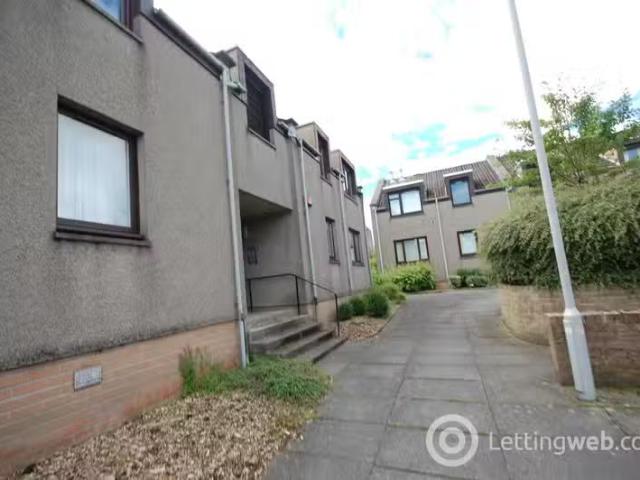 Just in! 1 BR Property to rent in Donald Place, Aberdeen, AB25