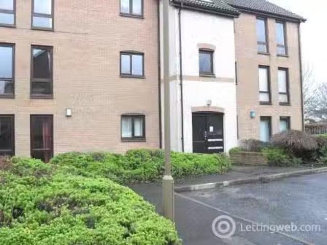 Cheap 1 BR Property to rent in Echline Rigg, South Queensferry.