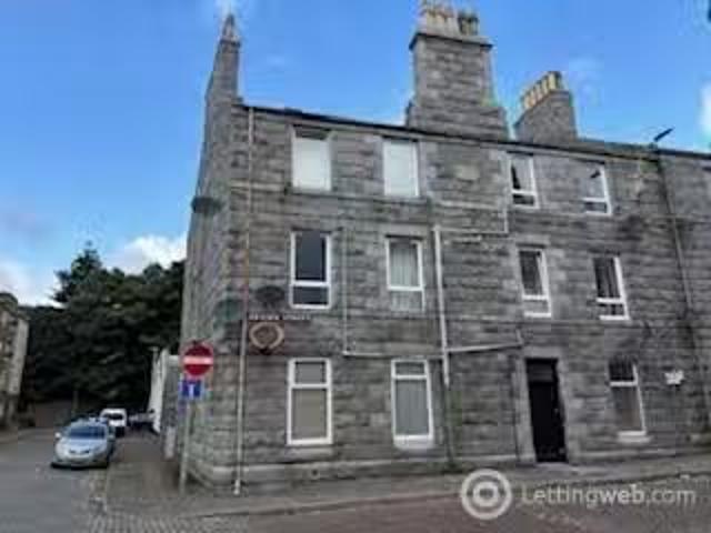 Cheap 1 BR Property to rent in Fraser Street, City Centre, Abe.