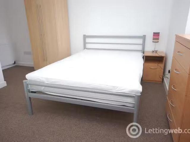 Nice 1 BR Property to rent in Howden Hall Road, Edinburgh, EH16