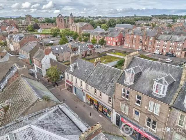 Nice 1 BR Property to rent in High Street, Arbroath, Angus, DD.