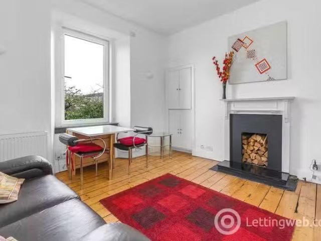 New 1 BR Property to rent in Salmond Place, Abbeyhill, Edinbur.
