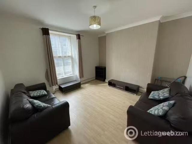 Deal! 1 BR Property to rent in Summerfield Terrace, Ground Flo.