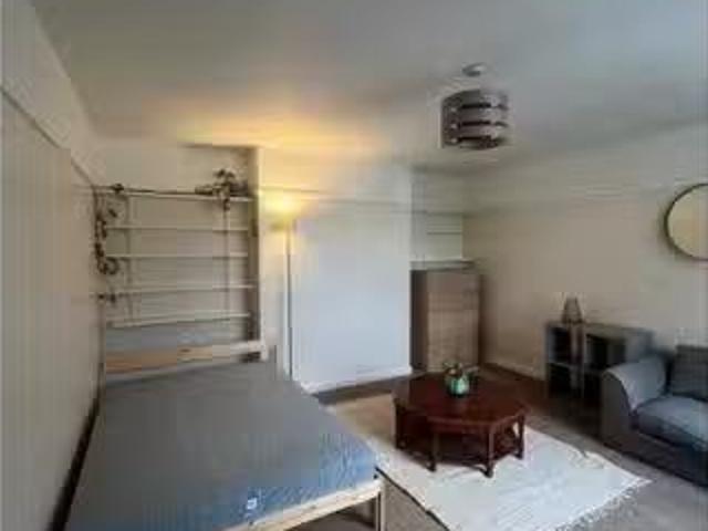 Just in! 1 BR Room in shared apartment in London