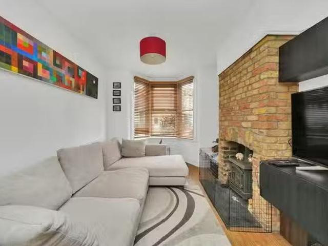 For Rent! 1 BR Thorpe Road, London