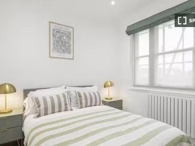 For Rent! 1 BR 2 Bedroom Apartment for rent in Paddington, Lon.