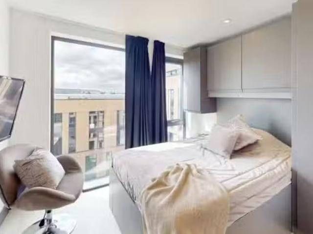 Nice 1 Room 33 Parkside Classic 2 Bed Apartment