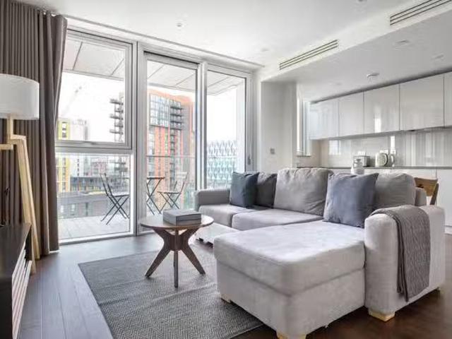 For Rent! 1 Room Haydn Tower, Wandsworth Rd, Nine Elms 1 Bed.