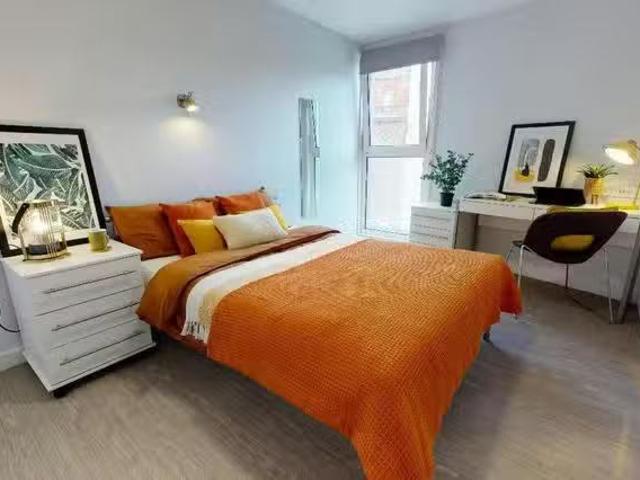 Deal! 1 Room i Q Kerria Apartments Gold Two Bed