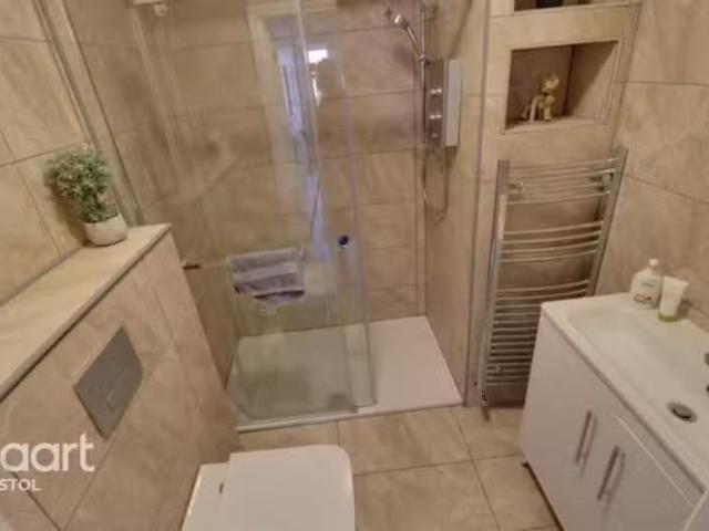 Cheap 2 BA 1 bedroom house share for rent in Allison Road, BRI.