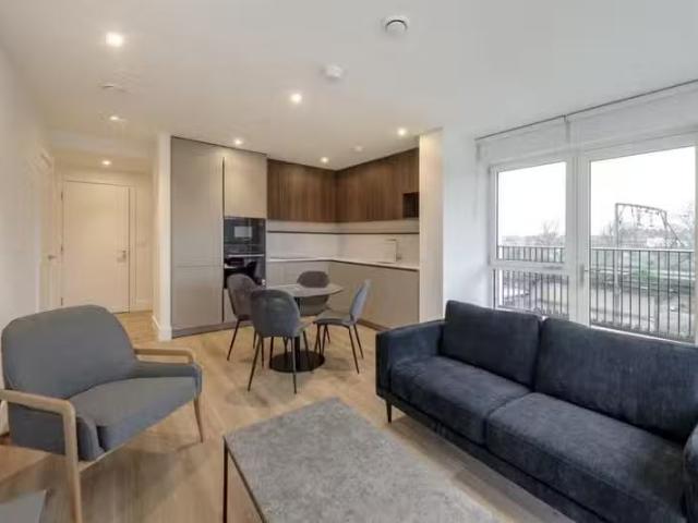 Deal! 2 BA 2 bedroom apartment for rent in Bow View Apartments.