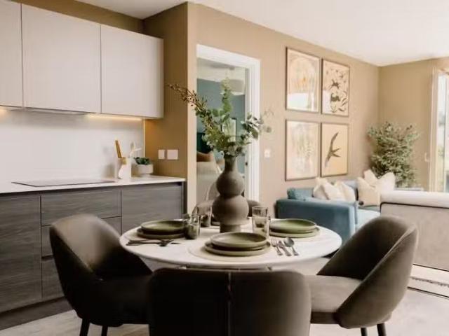Unique 2 BA 2 bedroom apartment for rent in Drysdale Gait, Edi.