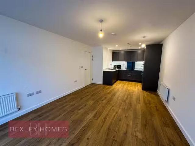 Charming 2 BA 2 bedroom apartment for rent in Liberty Court, S.