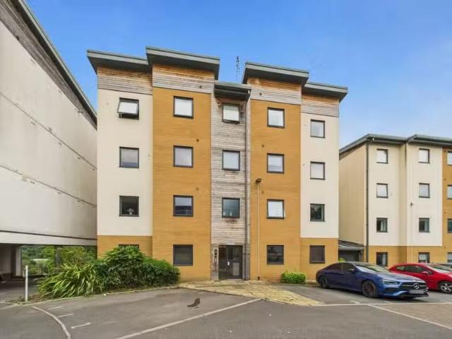 Cheap 2 BA 2 bedroom apartment for rent in Mill Court, BS5