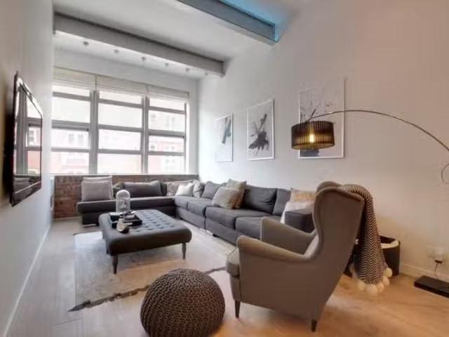 Cheap 2 BA 2 bedroom apartment for rent in New Hampton Lofts.