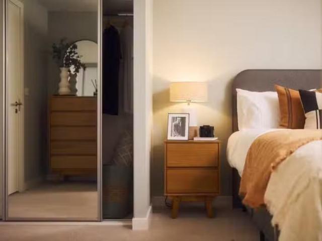 Rental! 2 BA 2 bedroom apartment for rent in Suffolk Street Qu.