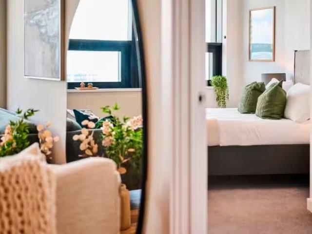 Cheap 2 BA 2 bedroom apartment for rent in The Octagon 1 Gre.