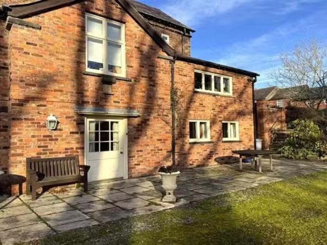 Cheap 2 BA 2 bedroom apartment for rent in Trap Road, Somerfor.