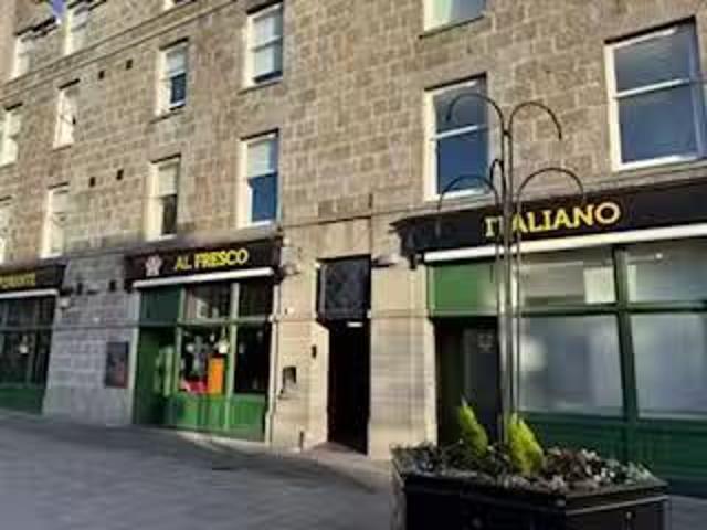 Cheap 2 BA 2 bedroom flat for rent in Langstane Place, City Ce.