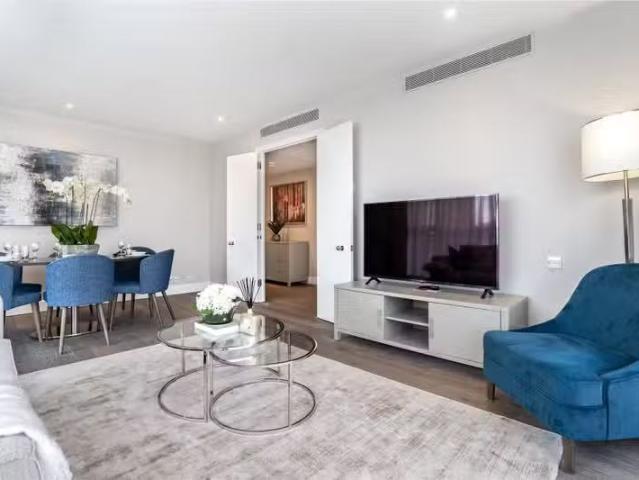 New 2 BA 2 bedroom property to let in Westferry Circus, London.