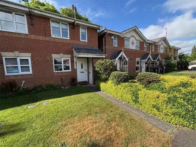 New 2 BA 2 bedroom Semi Detached House to rent, Cottage Mews.