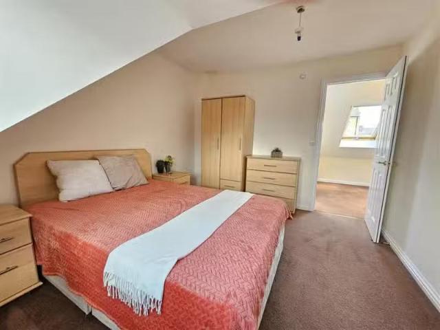 Just in! 2 BA 3 bedroom house for rent in 11 Cedar Court, Litt.