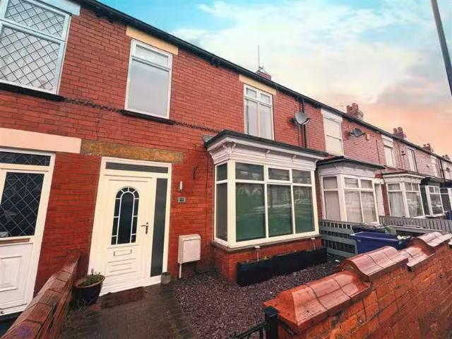 Nice 2 BA 3 bedroom house for rent in Raby Road, DONCASTER, DN2