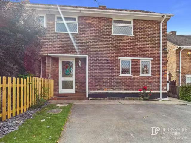 Cheap 2 BA 3 bedroom semi detached house for rent in Derwent D.