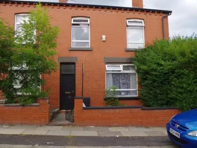 New 2 BA 4 bedroom house for rent in Gordon Avenue, Bolton, BL3