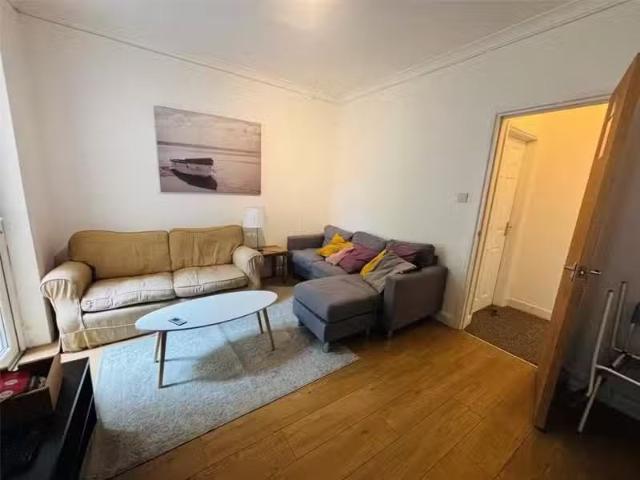 Cheap 2 BA 4 bedroom house for rent in Lansdown View, BA2