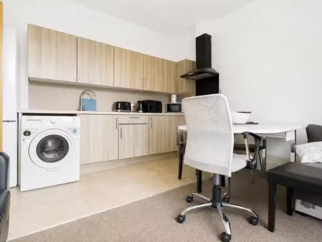 Cheap 2 BA 5 bedroom terraced house for rent in Old Shoreham R.