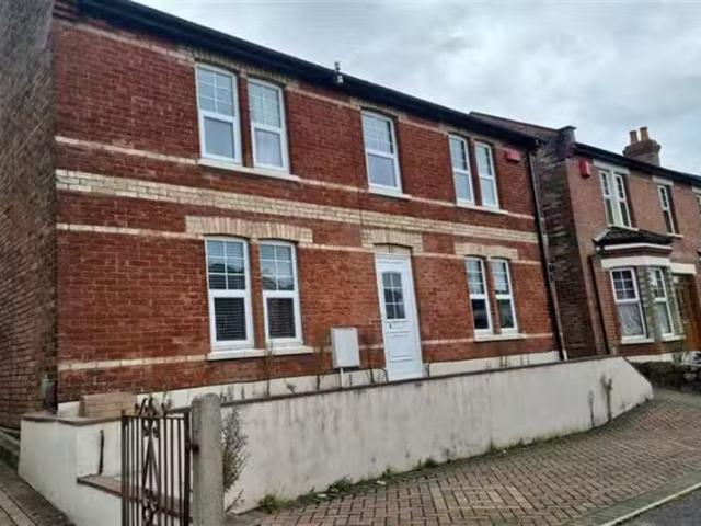 Charming 2 BA 5 bedroom house for rent in 5 bedroom Detached H.