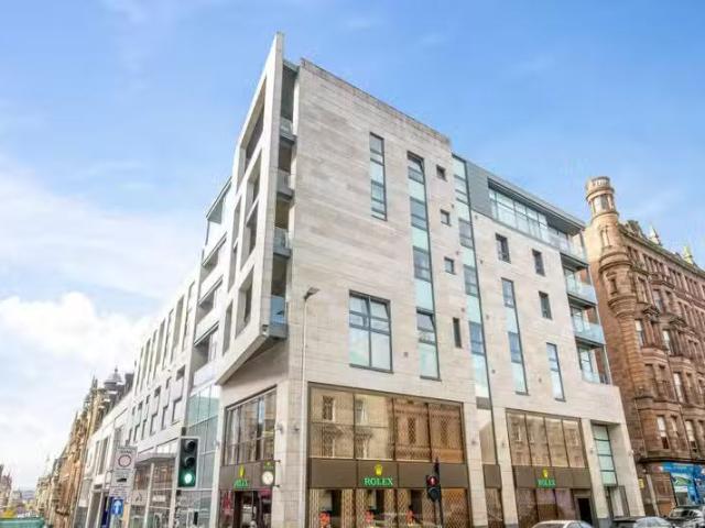 For Rent! 2 bedroom apartment for rent in 7 Bath Street, Bucha.