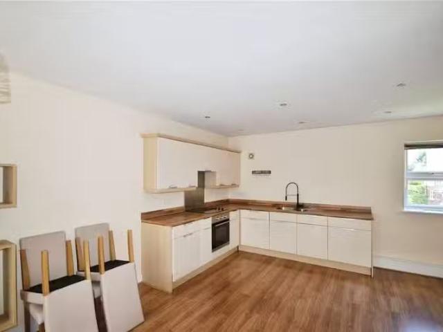 Cheap 2 bedroom Flat to rent, Infirmary Road, Workington, CA14.