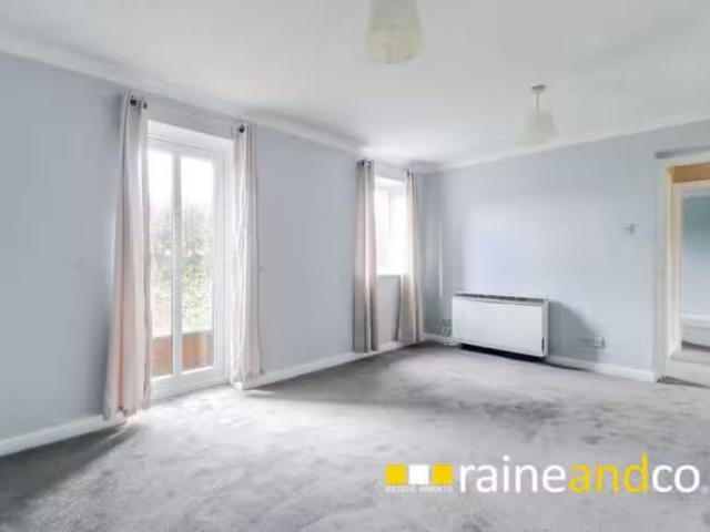 New 2 bedroom flat for rent in Walsingham Close, Hatfield, AL10