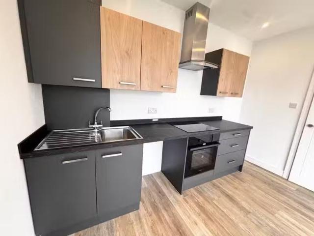 Charming 2 bedroom flat for rent in Carlton Road, BOURNEMOUTH.