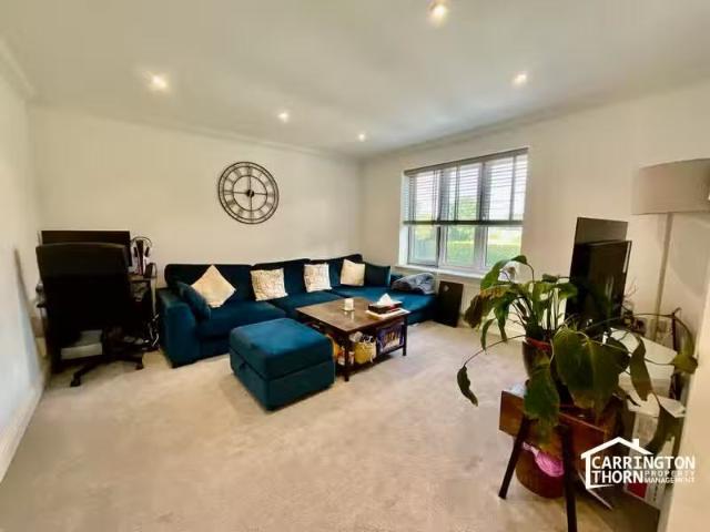 Charming 2 bedroom flat for rent in Lemsford Road, Hatfield, A.