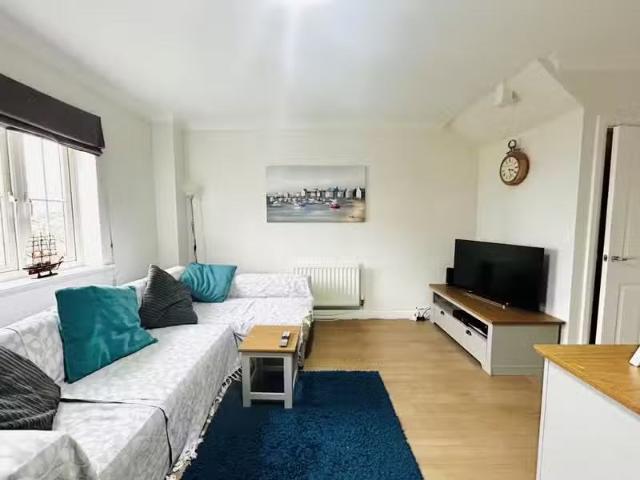 Cozy 2 bedroom house for rent in Eastcliff, Portishead, BS20
