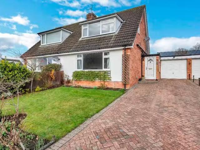 Charming 2 bedroom semi detached house for rent in Westgarth G.