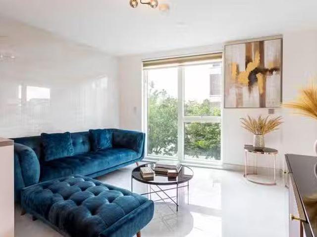 Cozy 2 BR Olympic Park Avenue