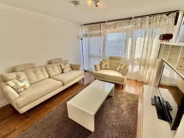 Just in! 2 BR Bushell Close
