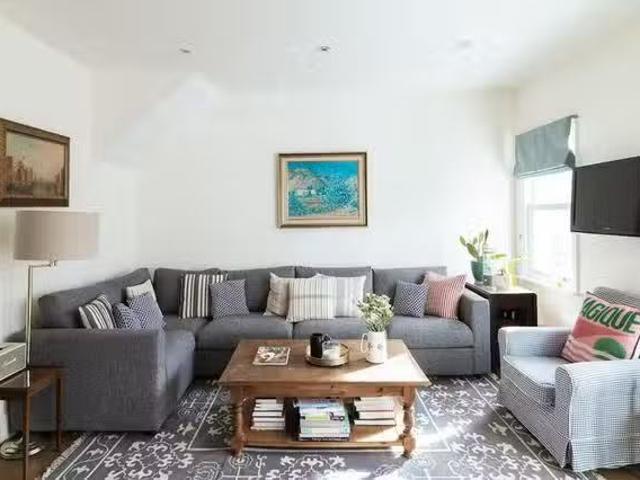 Nice 2 BR Barton Road