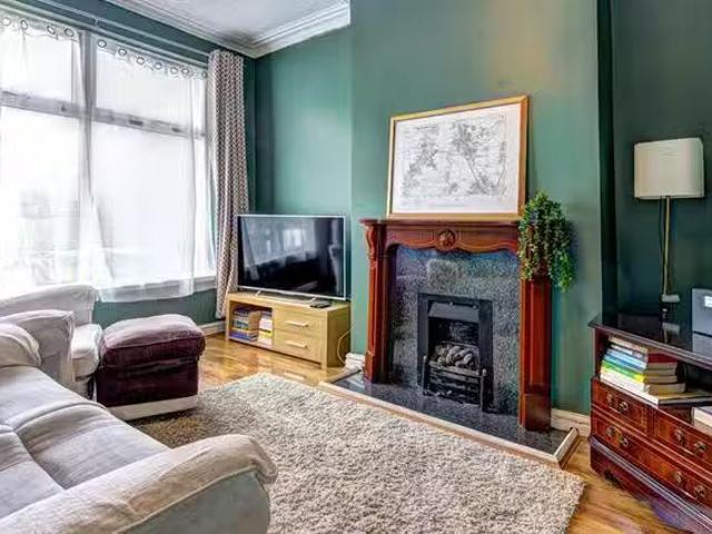 Deal! 2 BR Chapel Street