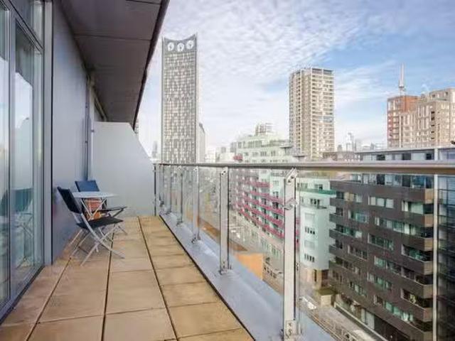 Cozy 2 BR Crampton Street