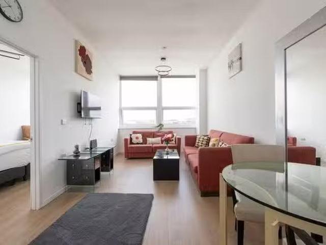 Cheap 2 BR Halfords Lane