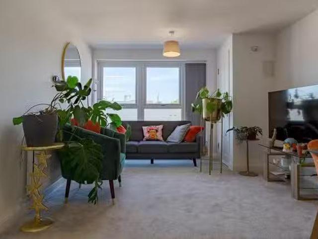 Unique 2 BR Horton Square